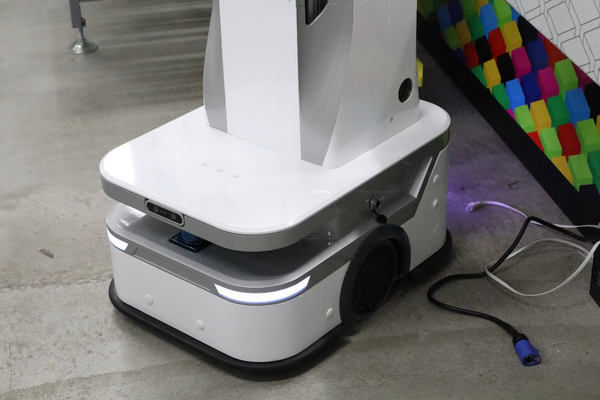 【特集】物流現場にヒューマノイドロボット導入、山善・INSOL-HIGH、東京納品代行による実証プロジェクト開始 - ドローンジャーナル