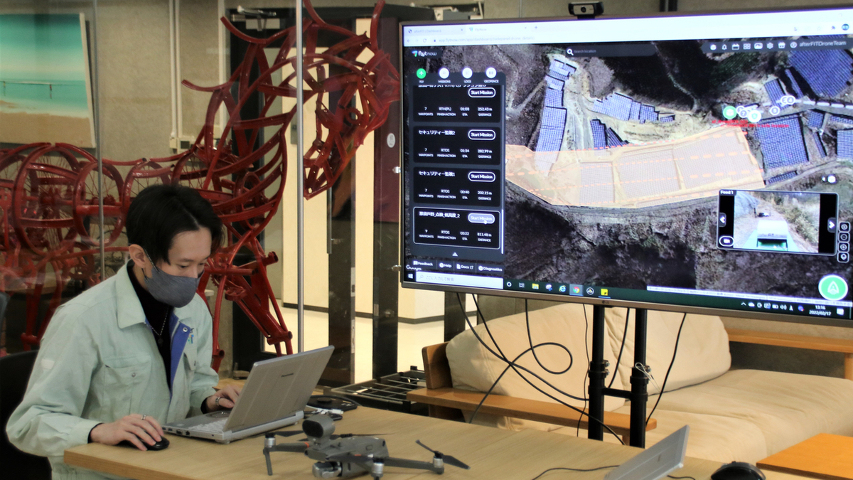 【特集】DJIのドローンを遠隔制御！afterFITの全自動型ドローンソリューションでソーラーパネル点検の費用と作業効率を改善 - ドローンジャーナル