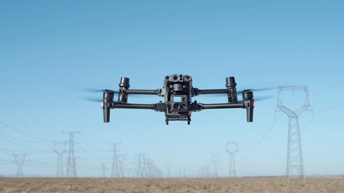 DJI Matrice M30シリーズ4Gトランスミッターキット独立した外部アンテナ4GおよびO3伝送機能（公式】DJI販売|ドローンステーション / DJI Transmission）