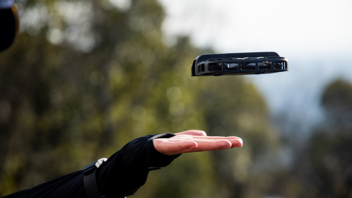 ZERO ZERO ROBOTICS、AI飛行カメラ「HOVERAir X1 Smart」を福岡で展示 - ドローンジャーナル