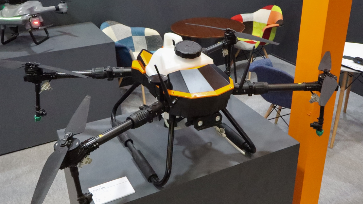農薬散布から清掃ロボットまで！ROBOTIX JAPANの多彩なソリューション - ドローンジャーナル